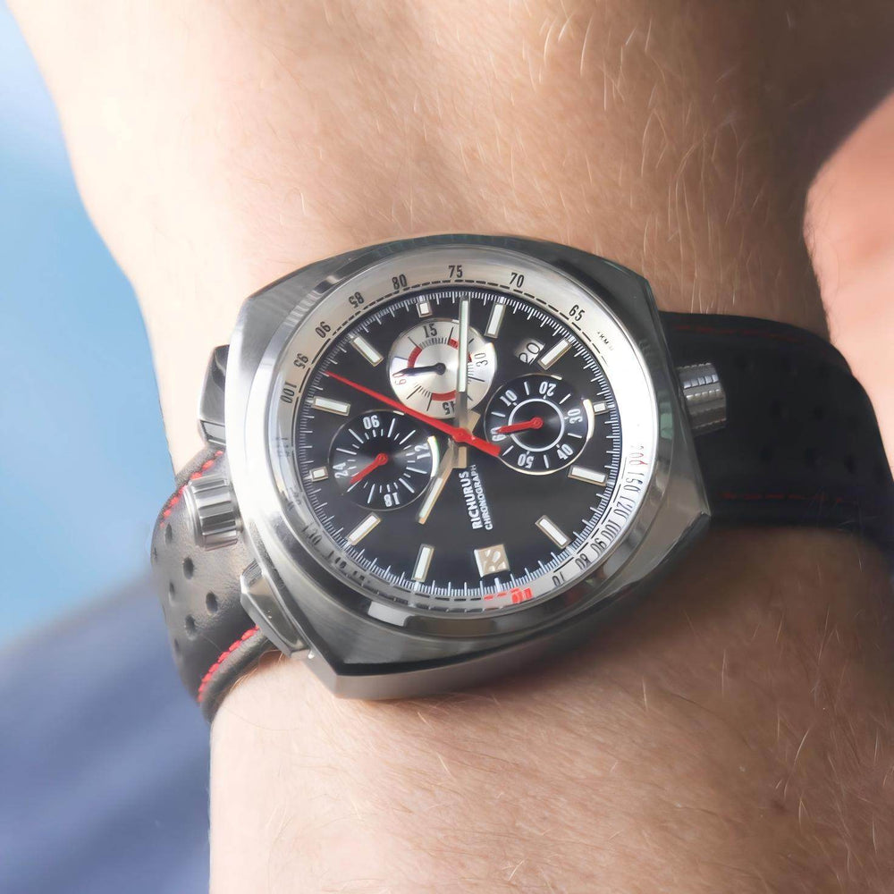 The Bullhead Chrono - Racing-Inspired Classic - Leather - Black